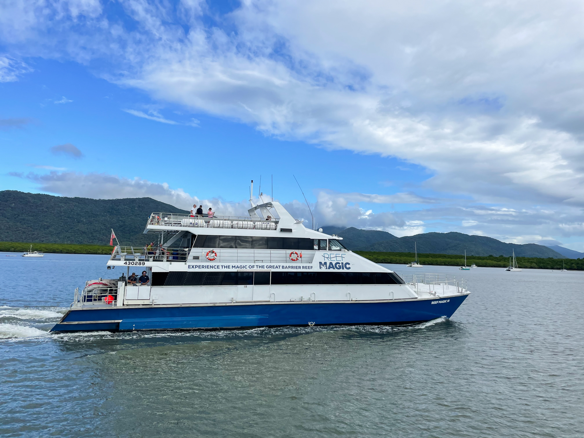 Cairns Reef Tour | Reef Magic | Day Tour Prices
