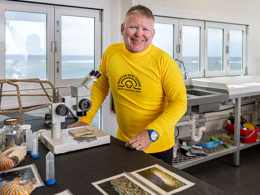 Reef Insight | Reef Magic Pontoon | GBR Biology